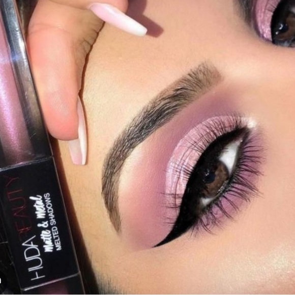 HUDA BEAUTY | Makeup | Huda Beauty Matte Metal Liquid Eyeshadow Duo ...